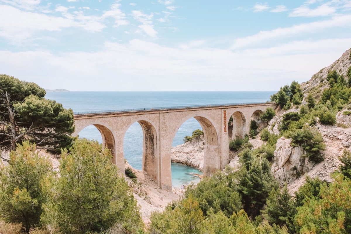 Les Calanques de la Côte Bleue : Méjean, Niolon, La Redonne - Joowbar ...