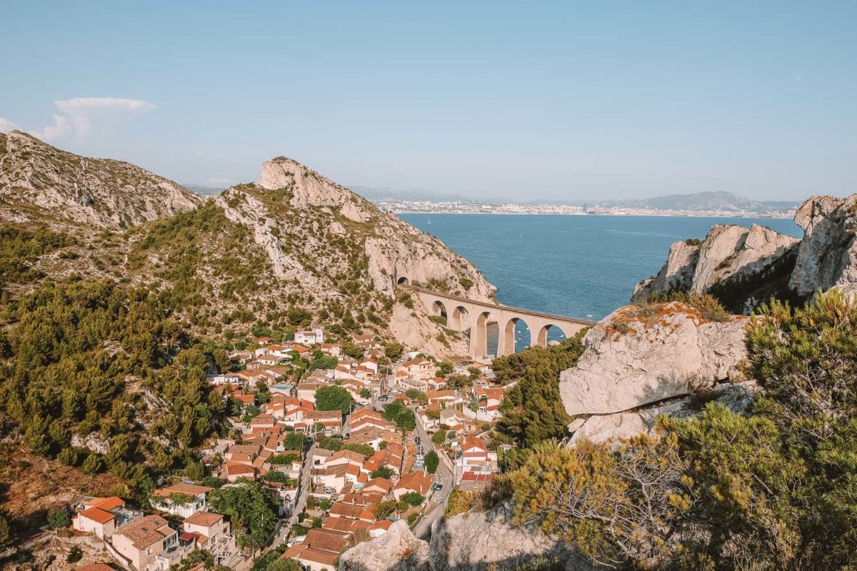 Les Calanques de la Côte Bleue : Méjean, Niolon, La Redonne - Joowbar ...